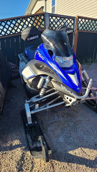 2009 Yamaha Nytro xtx 1049cc - Yellowknife Snowmobiles For Sale ...