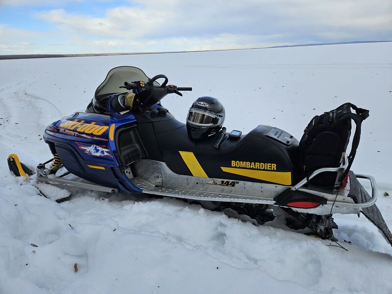 2003 Ski Doo Summit - Yellowknife Snowmobiles For Sale - YKTrader ...
